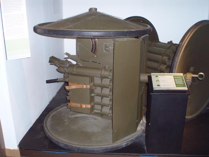 Ian Daglish: THE SMITH GUN