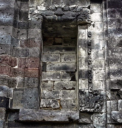 Indonesia As I "See": Kala Makara