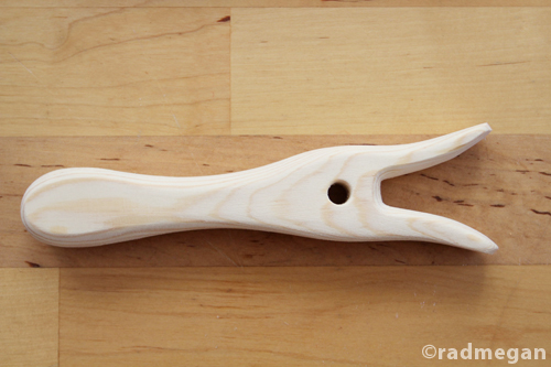 Knitting Forks Aplenty: Rad-Made Lucets! - Radmegan