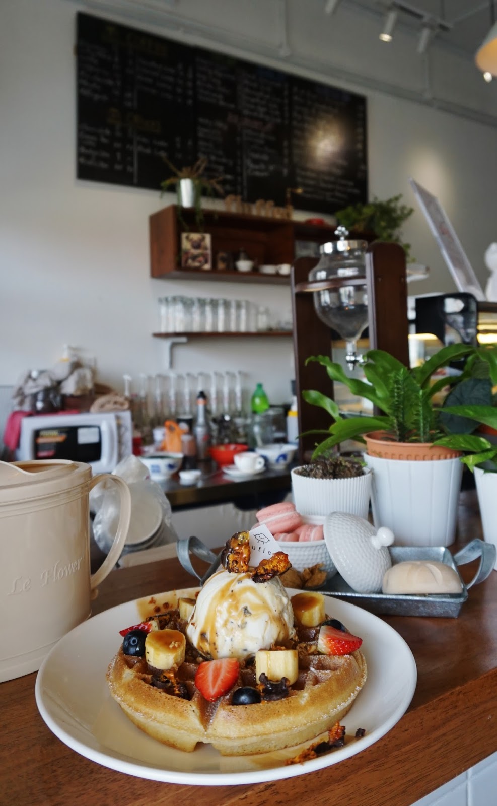 LOVE LIFE, CHERISH MOMENTS: Best Dessert Bar in Town--Fluffed Cafe and ...