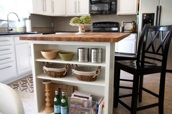 KitchenIslandsPlus.com: Kitchen Island Features: Shelves