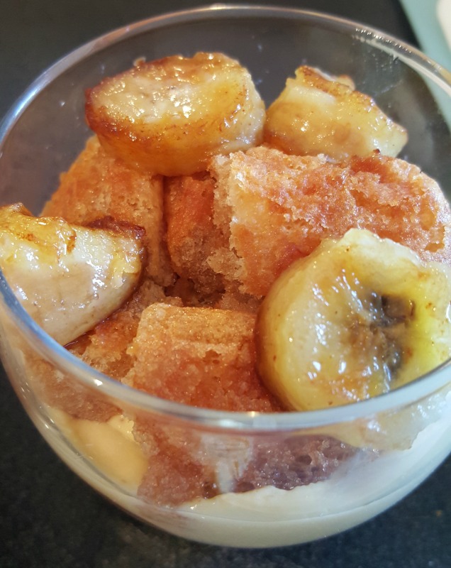 La cuisine & Claudine: Tiramisu au Kamok et aux bananes flambées