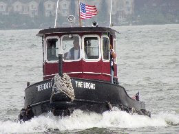 USCG AUX DIVISION 12 1SR: More Photos From the Tug Boat Race