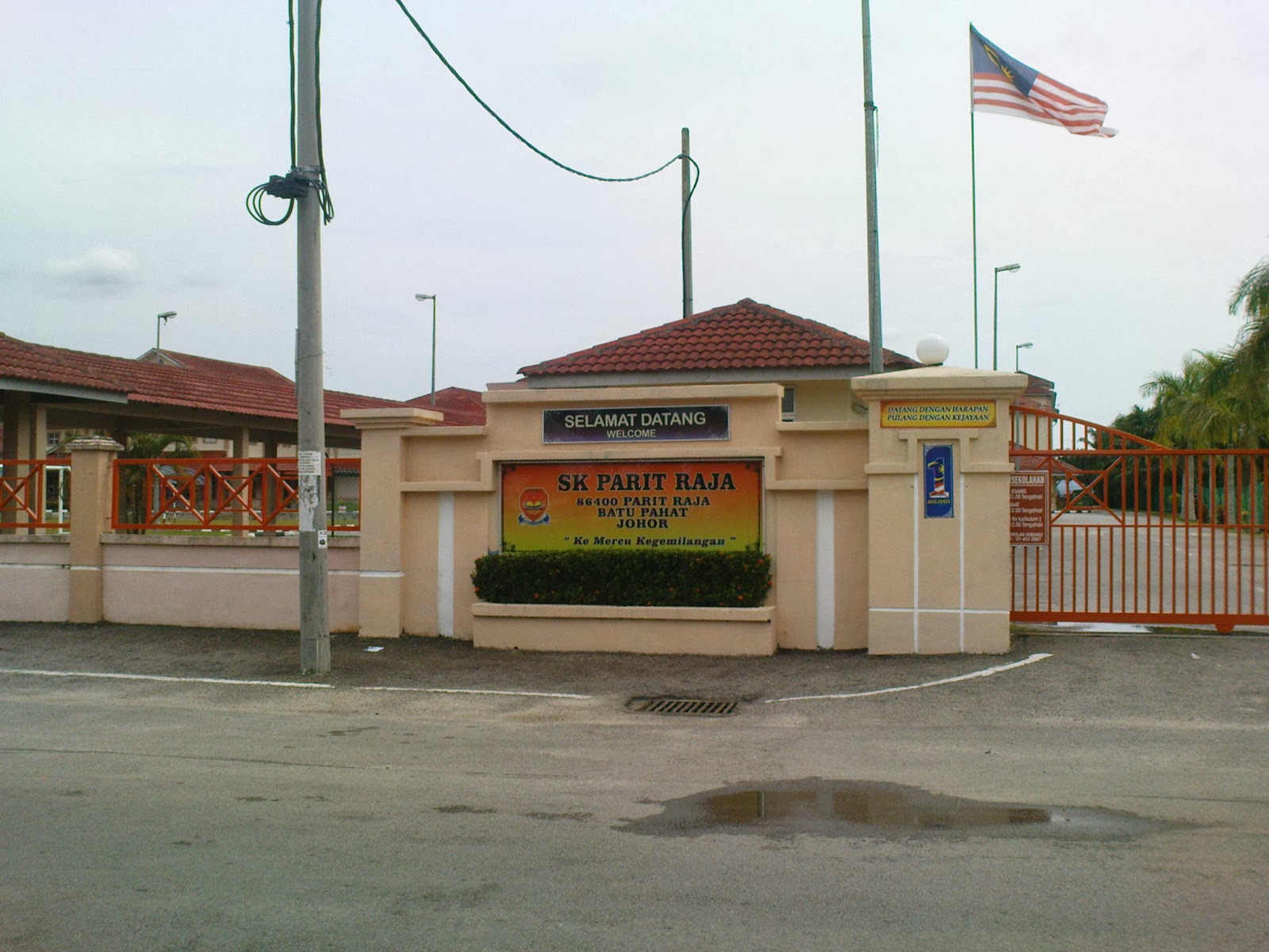 Kepada Blog Aku Bercerita: Praktikum 2 : SK Parit Raja