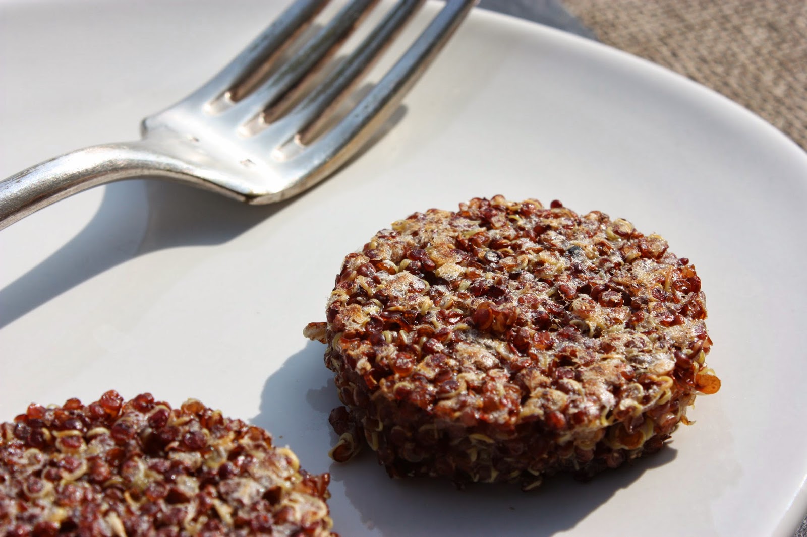 cocotte chlorophylle: Mini Steak végétal au quinoa