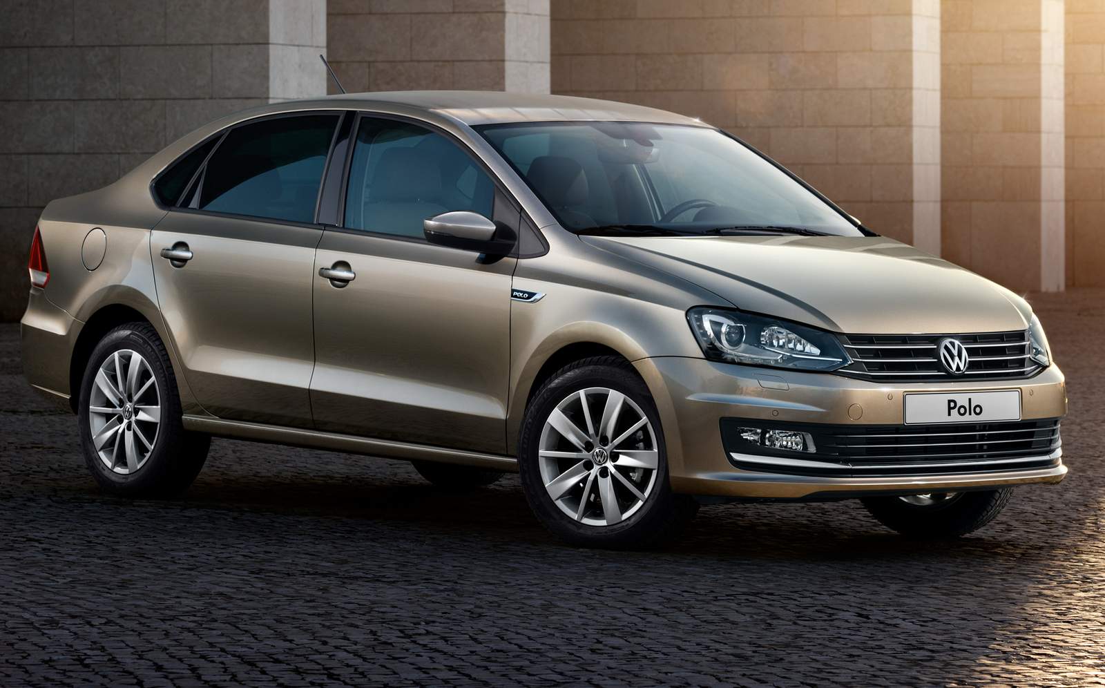 VW Polo Sedan 2016 chega com facelift na Europa - fotos
