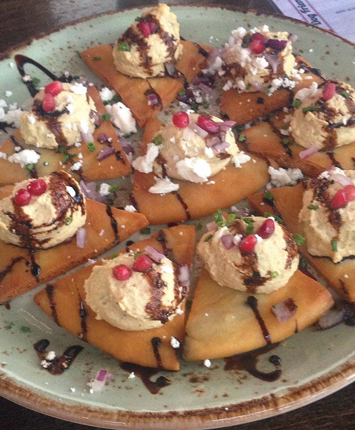 Food Hunter's Guide to Cuisine: Salut Kitchen & Wine Bar