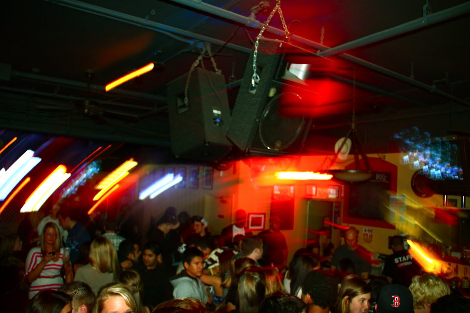 Digital Photography Advanced 3: I shoot a lot of club photography ...