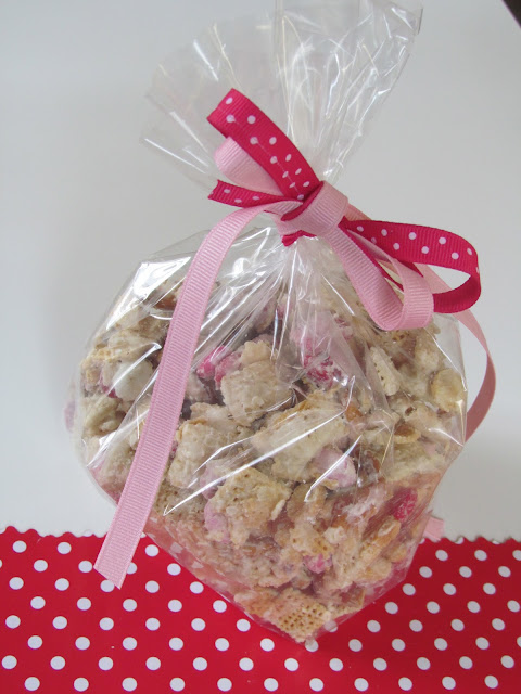 Cupid Snack Mix (Valentines Day Recipe)
