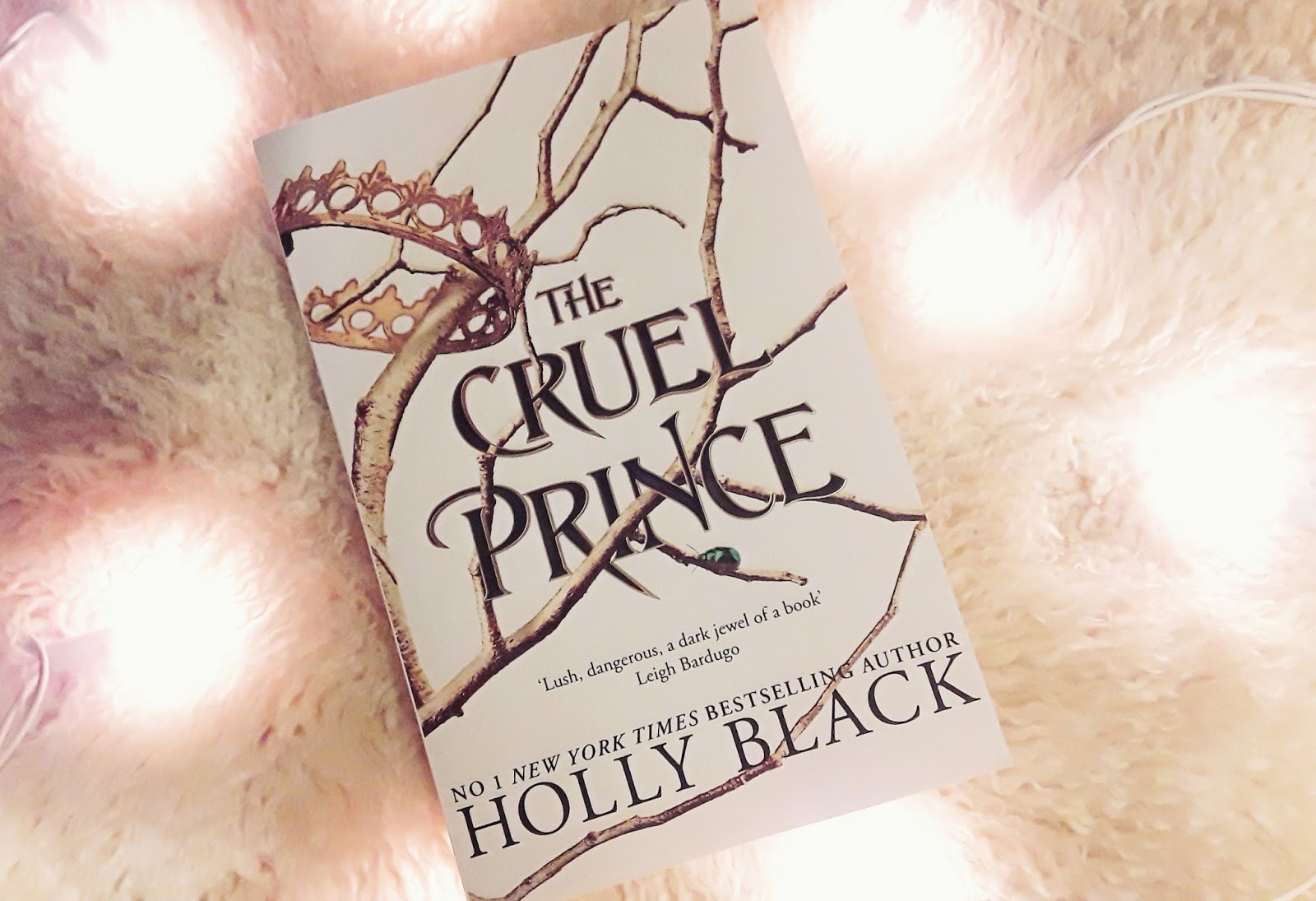 The Cruel Prince | Holly Black | Review / Blogger's Bookshelf