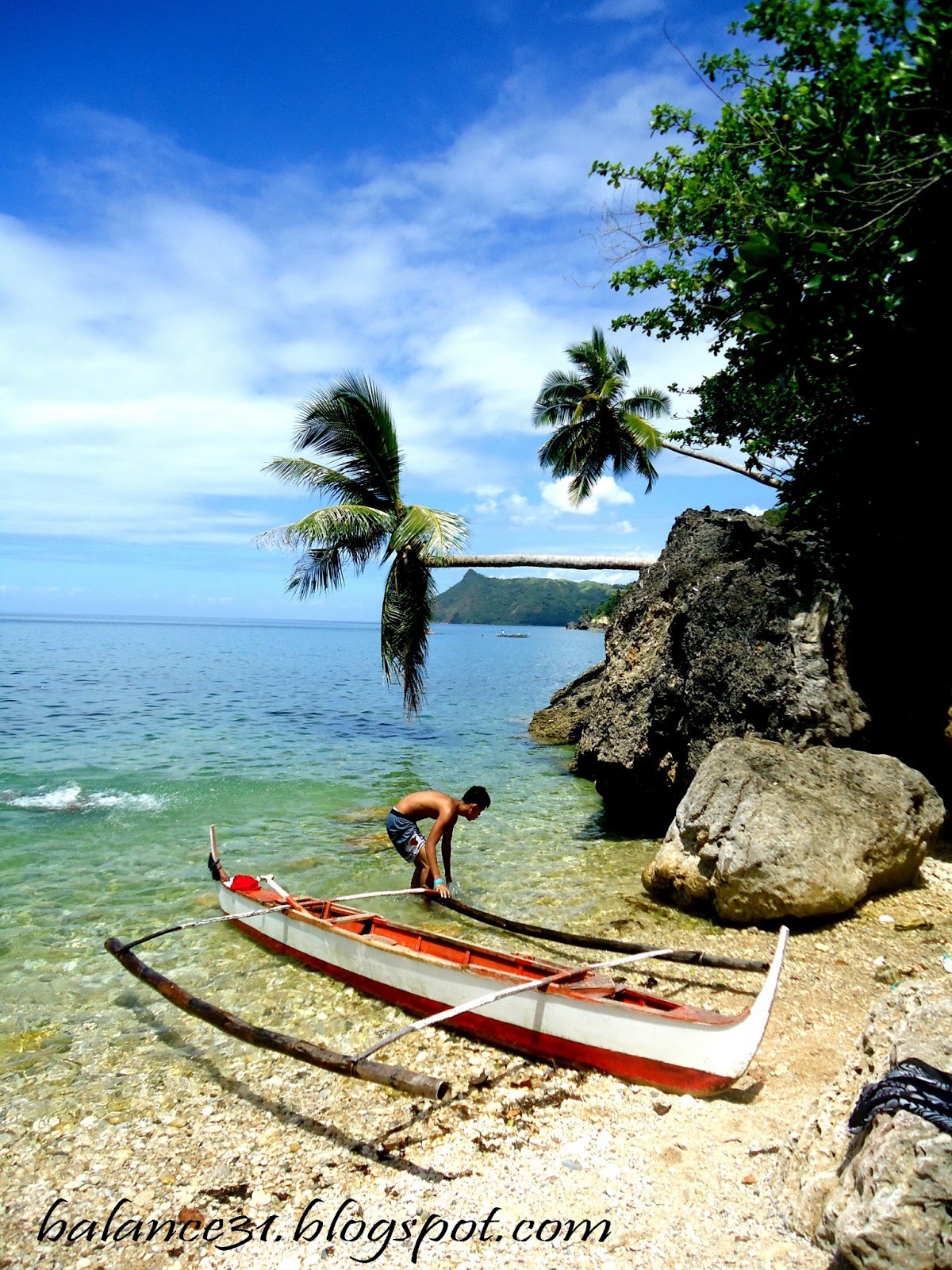 BAGOLATAO: THE PEBBLE BEACH OF BICOL