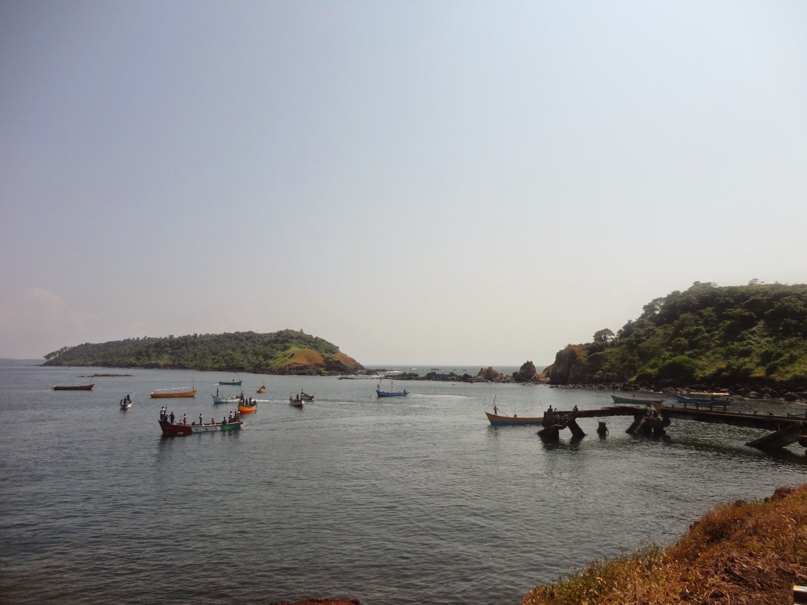BAT ISLAND / GRANDE ISLAND: BAT ISLAND / GRANDE ISLAND GOA