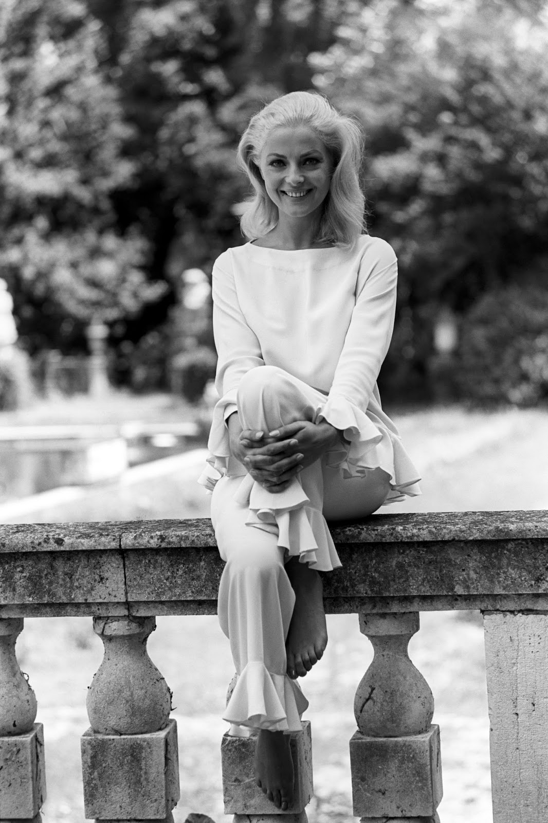 Slice of Cheesecake: Virna Lisi, pictorial