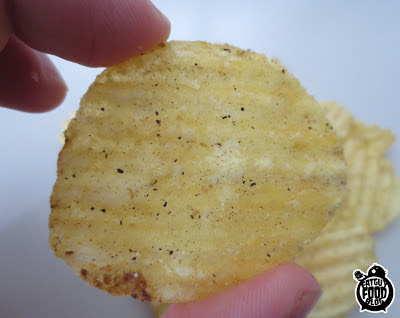 FATGUYFOODBLOG: Roasted Garlic & Sea Salt Wavy Lays!