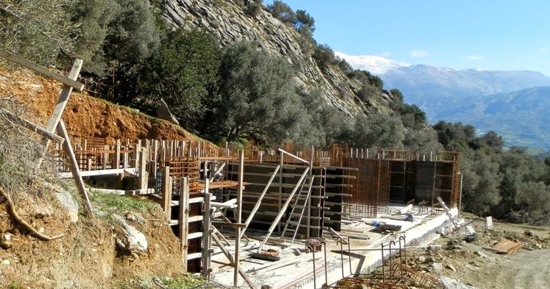 Crete Permaculture: Casting the In-Situ Walls