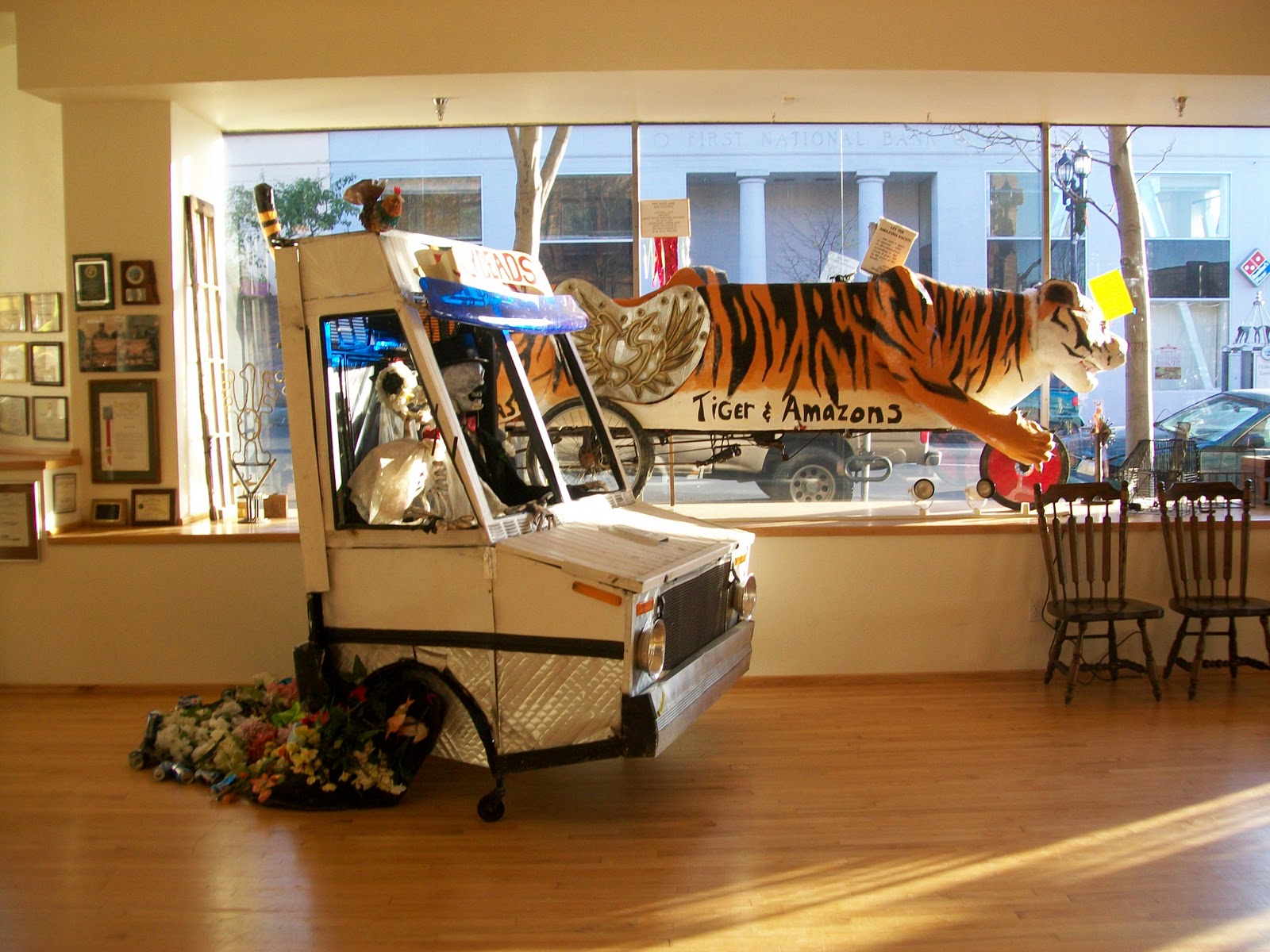 Kinetic Sculpture Race: Hobart Galleries & The Kinetic Sculpture Race ...