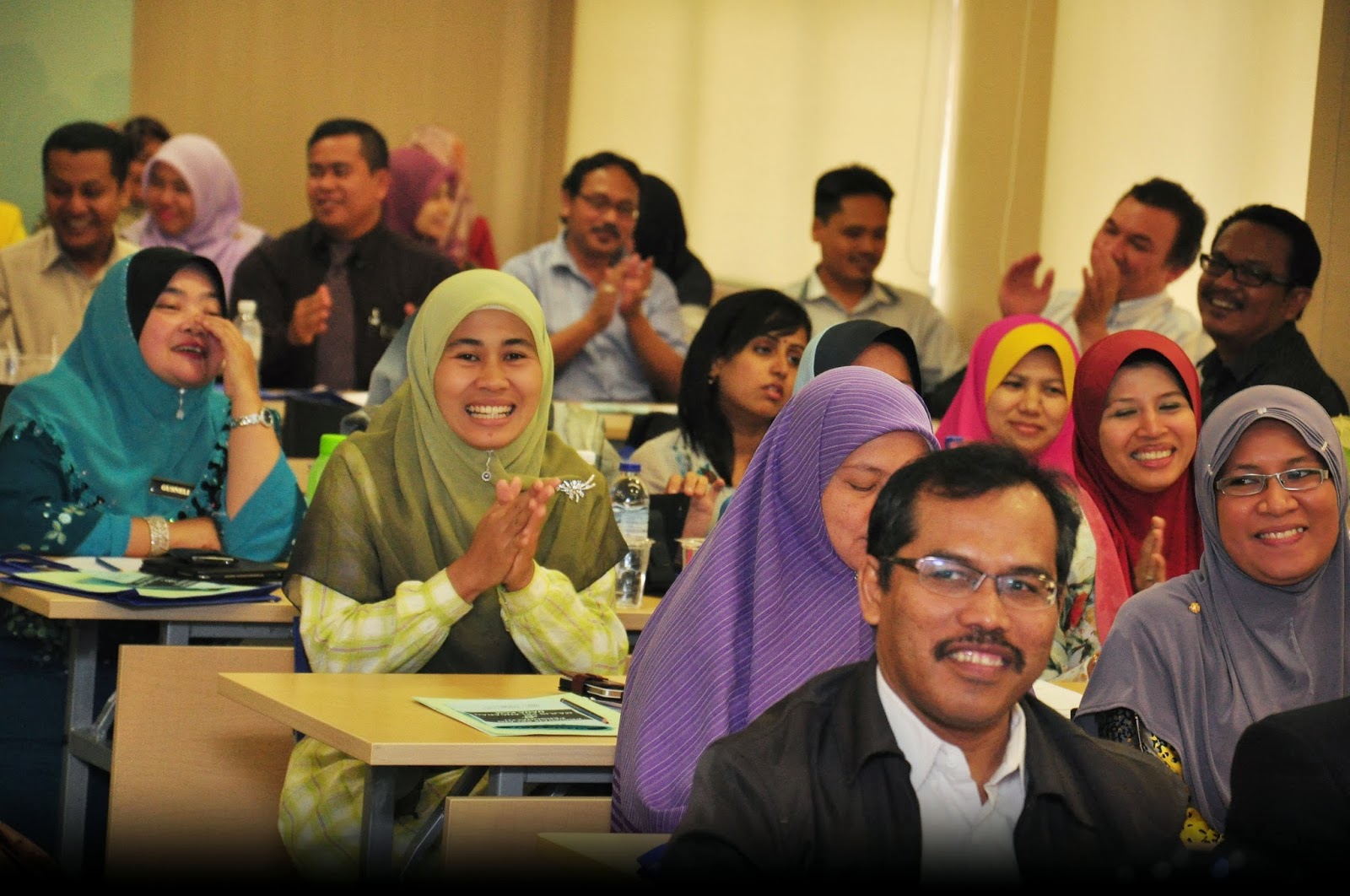 Dana KCM: Seminar Bersama Guru SMK Agama Slim River (Team Building)