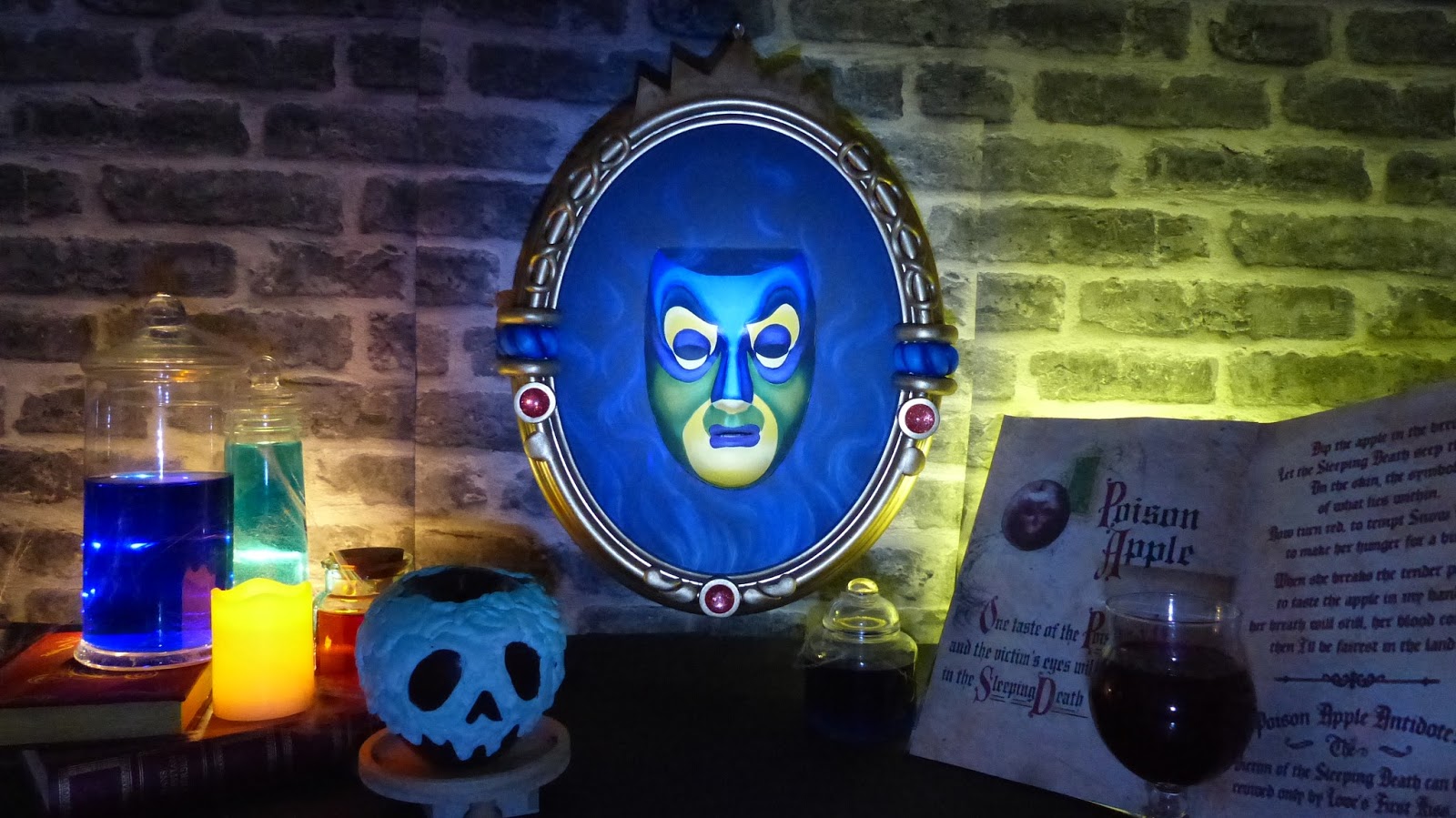Tuto/DIY Miroir de la méchante reine de Blanche Neige