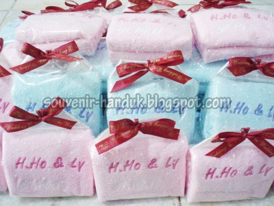 Souvenir Handuk | Souvenir Ulang Tahun | Souvenir Pernikahan | Barang ...