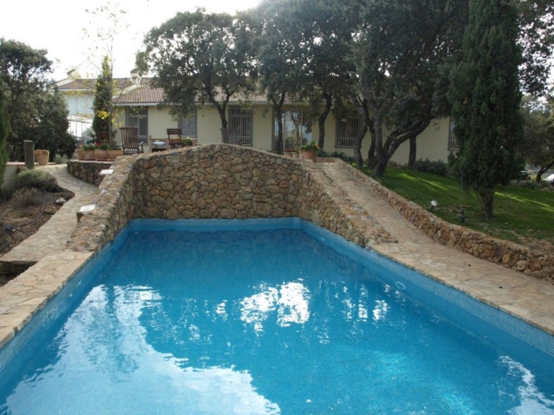 SummerPool: Piscinas rústicas