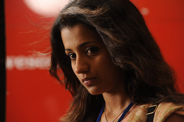 INDIAN MASALA PHOTOS: Trisha Cute Wallpapers