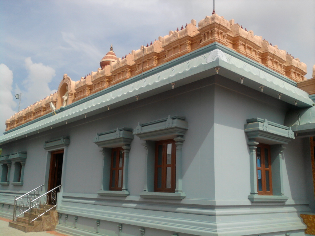 Tamilnadu Tourism: Saibaba Temple, Devakottai, Sivaganga