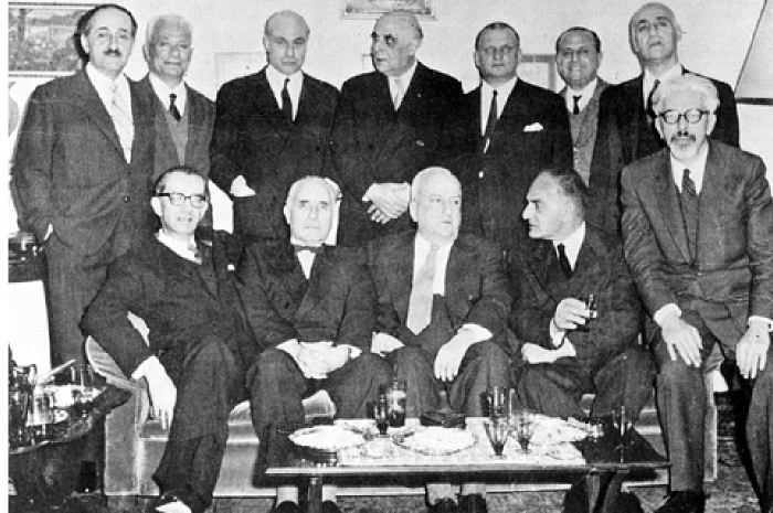 Φωτόδεντρο: Η ΓΕΝΙΑ ΤΟΥ ΄30