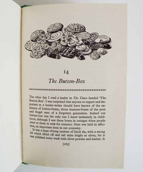 The Button Box And Other Essays - Alison Uttley