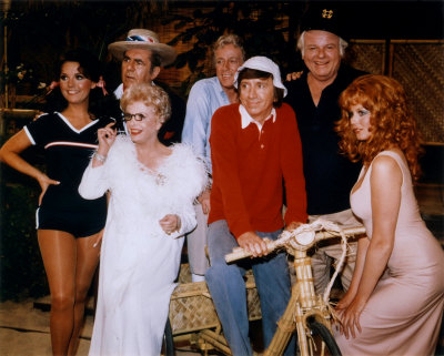 Kitchen Simmer: Gilligan's Island Themed Castaway Party