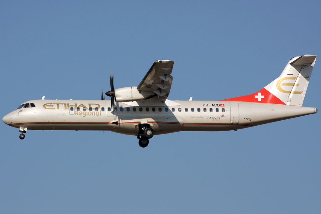WORLD AIRCRAFT IMAGES by Terry Wade: HB-ACD AT75 ETD LIRF (Rome ...