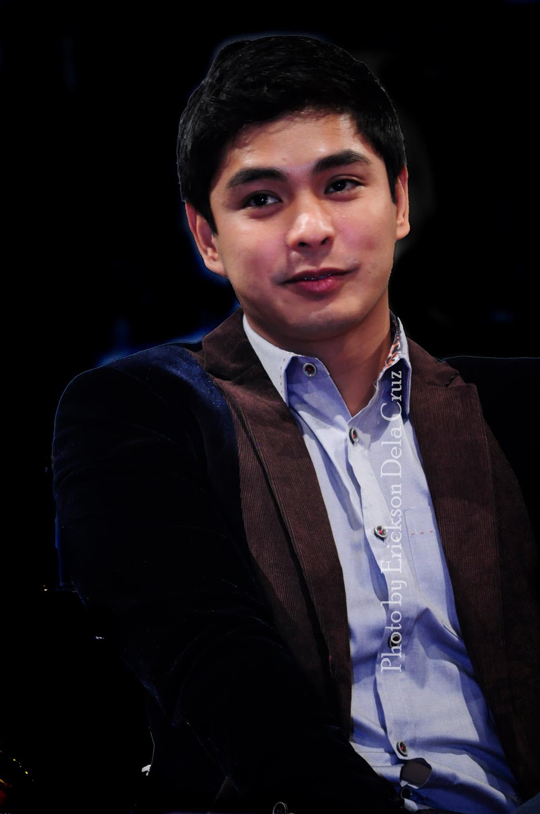 Miong21 @ Blogspot: Coco Martin's Suit