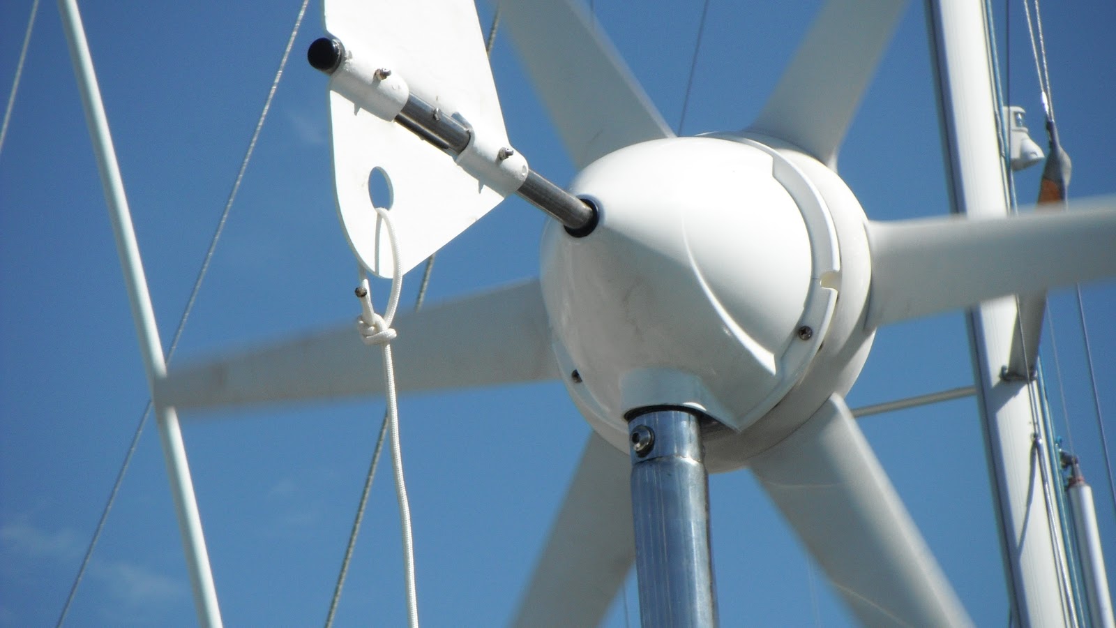 Pachuca Circumnavigation: The Rutland 913 Wind Charger is Working