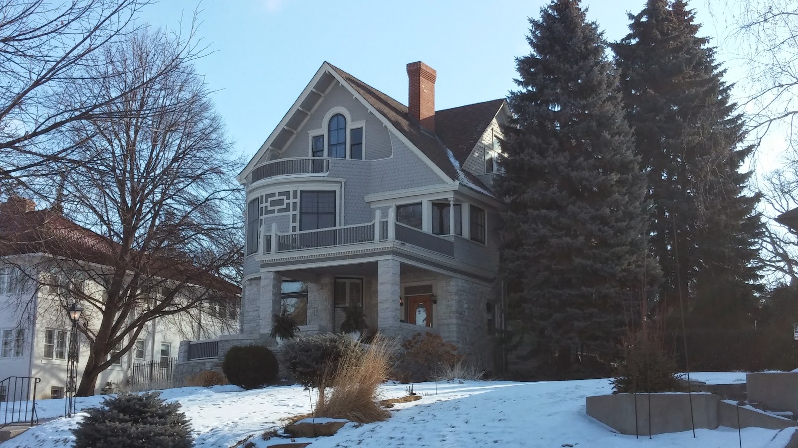 The Adventures of Blogger Mike: Josh Hartnett's House - Minneapolis, MN