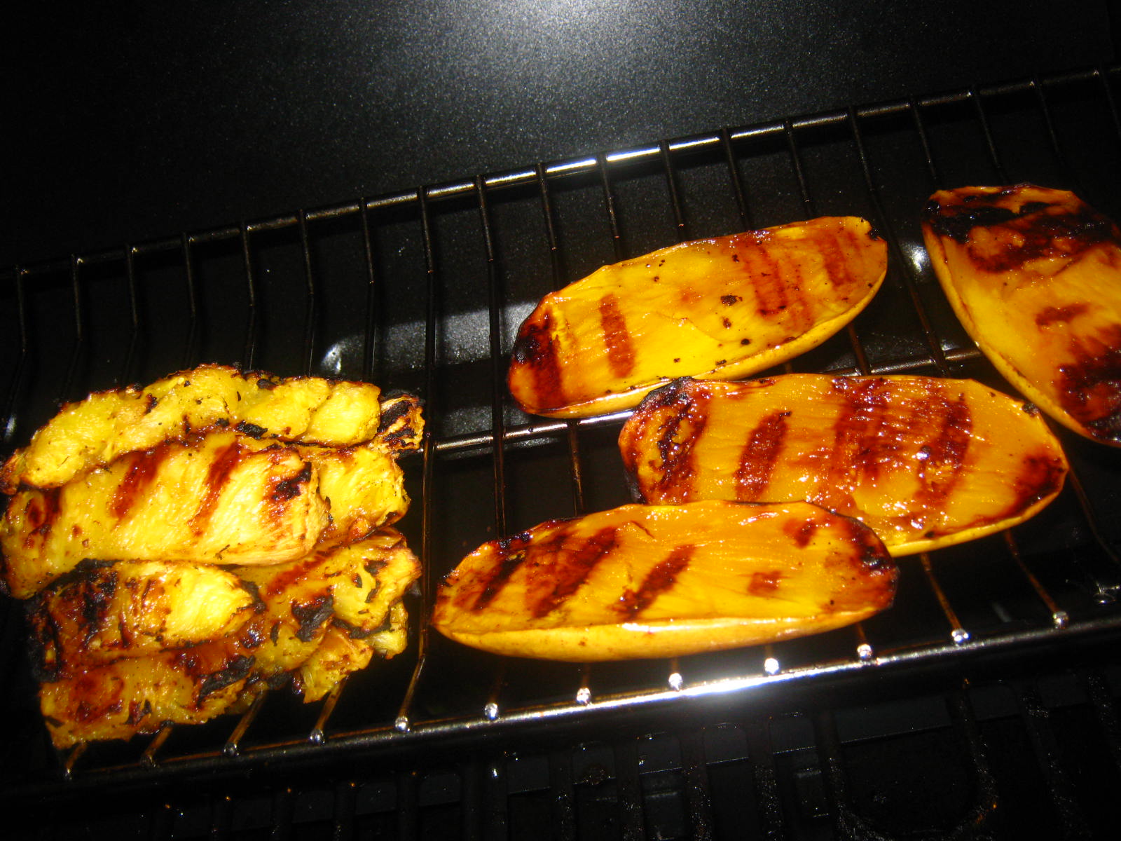 D' Kitchen Bitchen: Persian BBQ with the Bratties