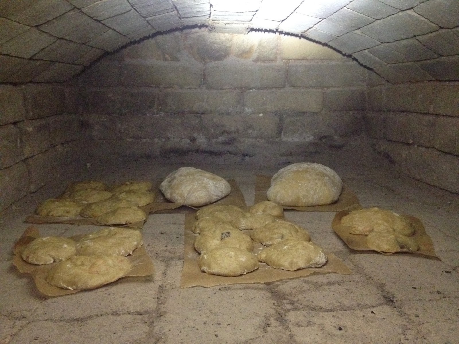 Pilsētnieki laukos: Maizes cepšana