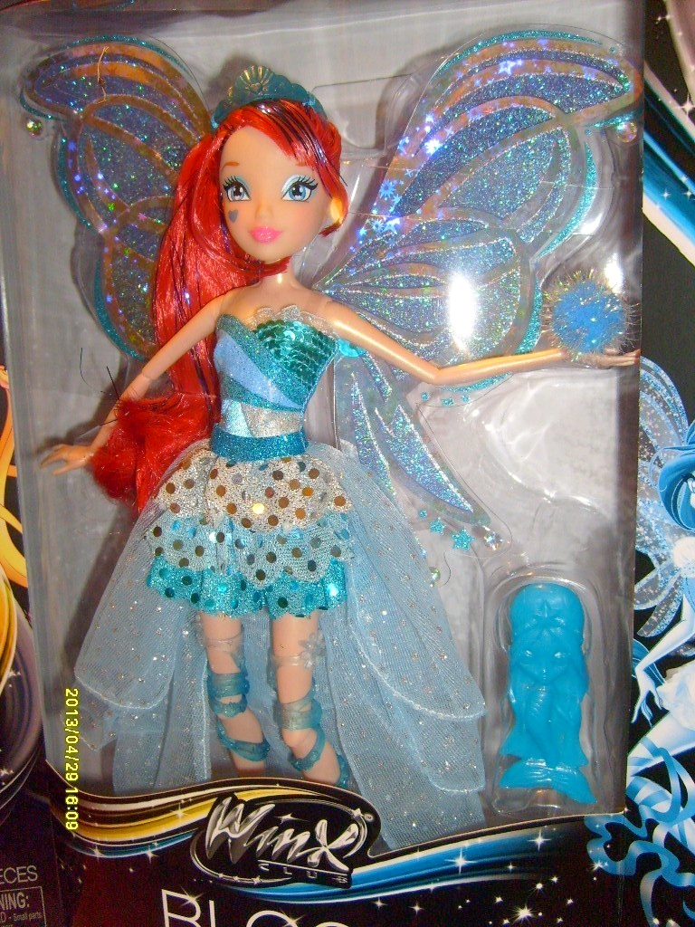 Nuevas fotos de la muñeca Bloom Blue Harmonix de Jakks Pacific!! - Winx ...