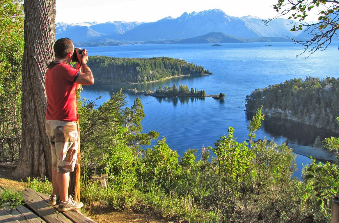 BARILOCHE EXPLORERS: VICTORIA ISLAND AND THE ARRAYANES FOREST