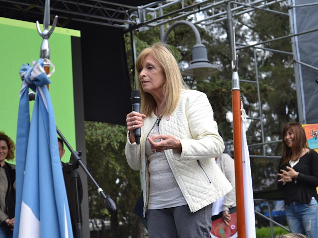 El Magazin de Merlo: Nota exclusiva a la Presidenta de MIL MILENIOS de ...