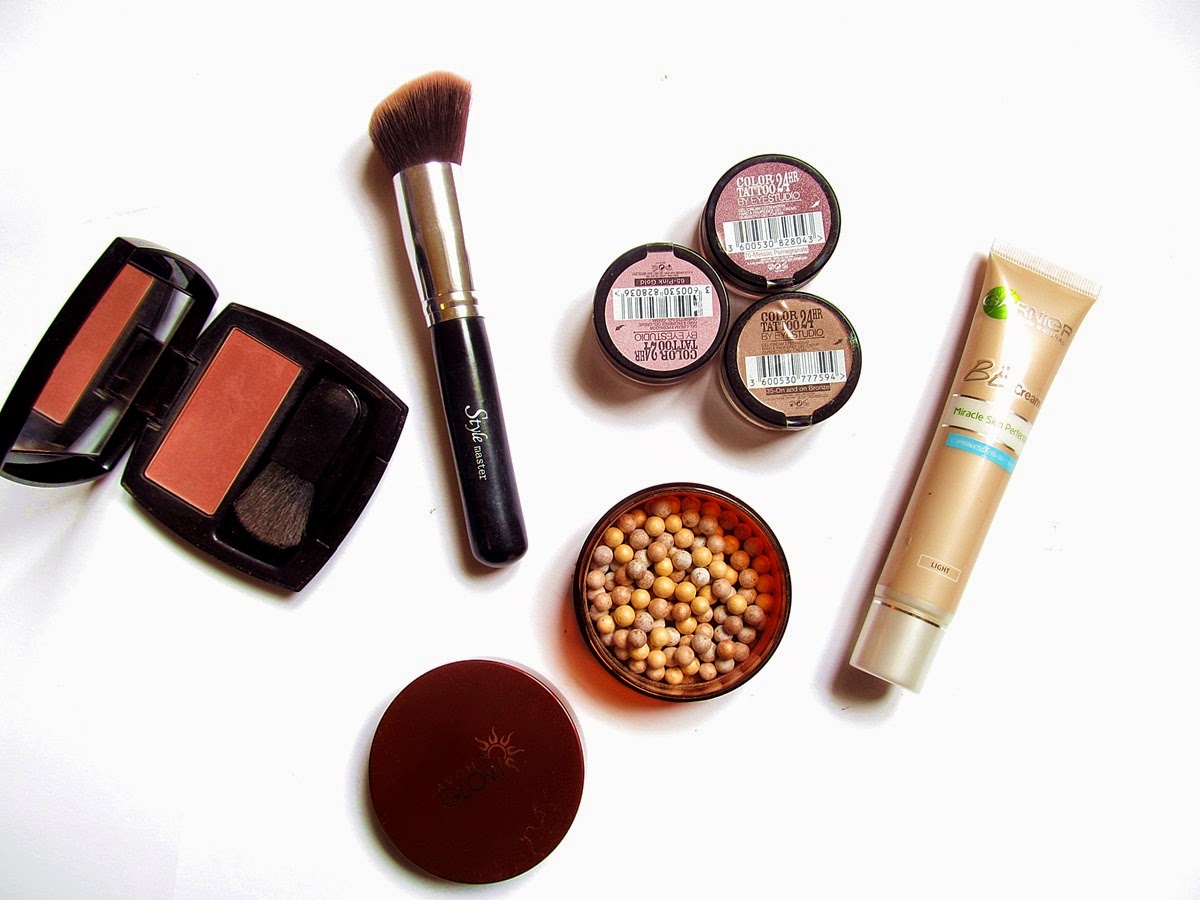 All in one termékek - Smink - About