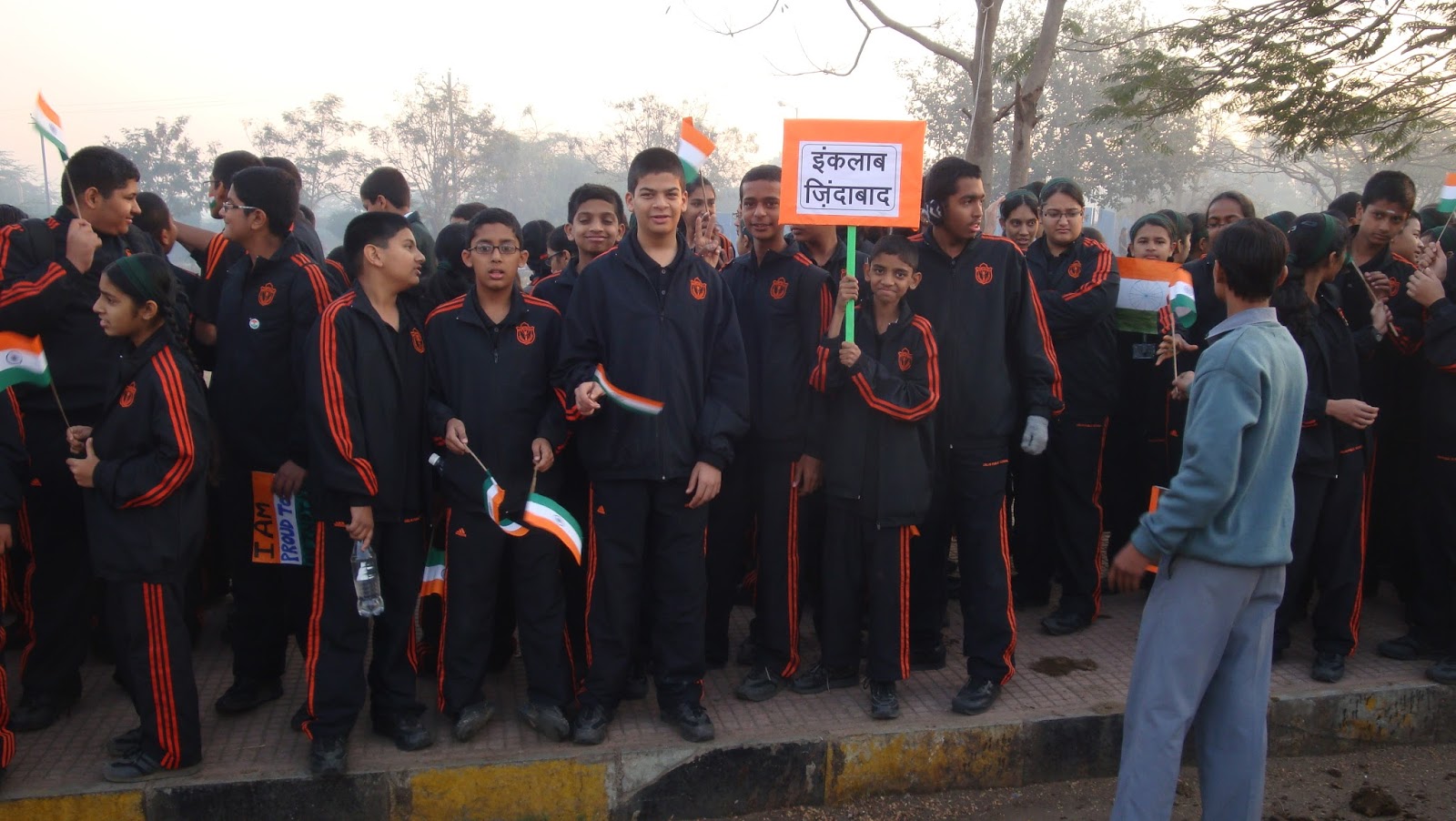 11:00 a.m. to 12:00 noon on working days.