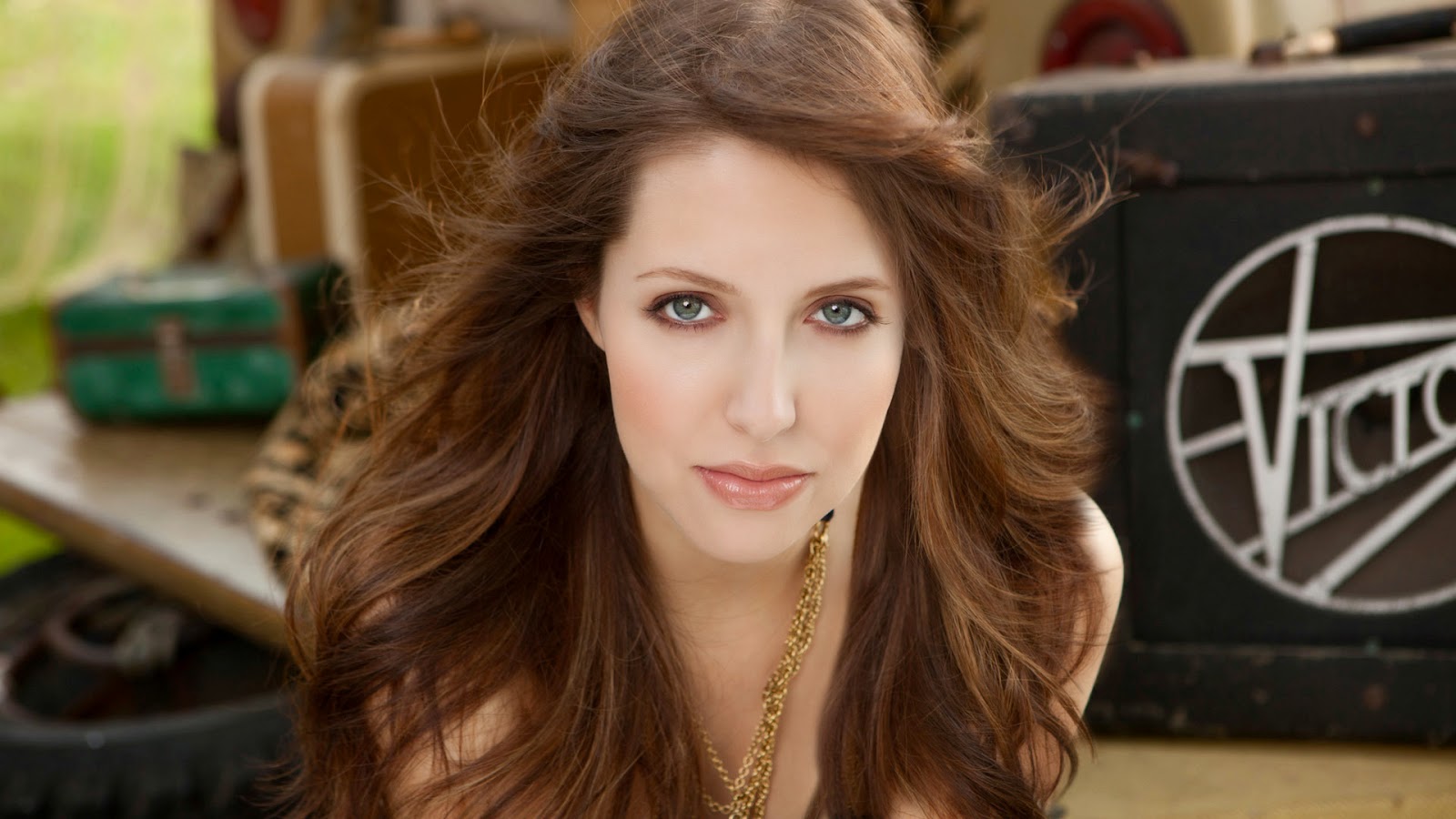 Francesca Battistelli HD Wallpaper - HD Wallpapers of World's Hot Actress