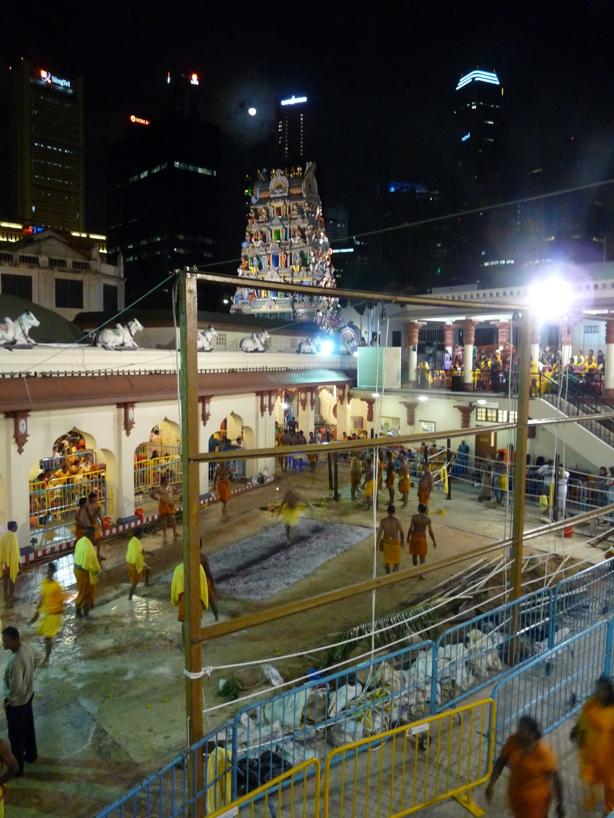 eastcoastlife: Thimithi Firewalking Festival @ Sri Mariamman Temple