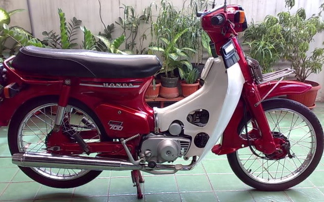 Harga dan Spesifikasi Honda C-700 Super Cup