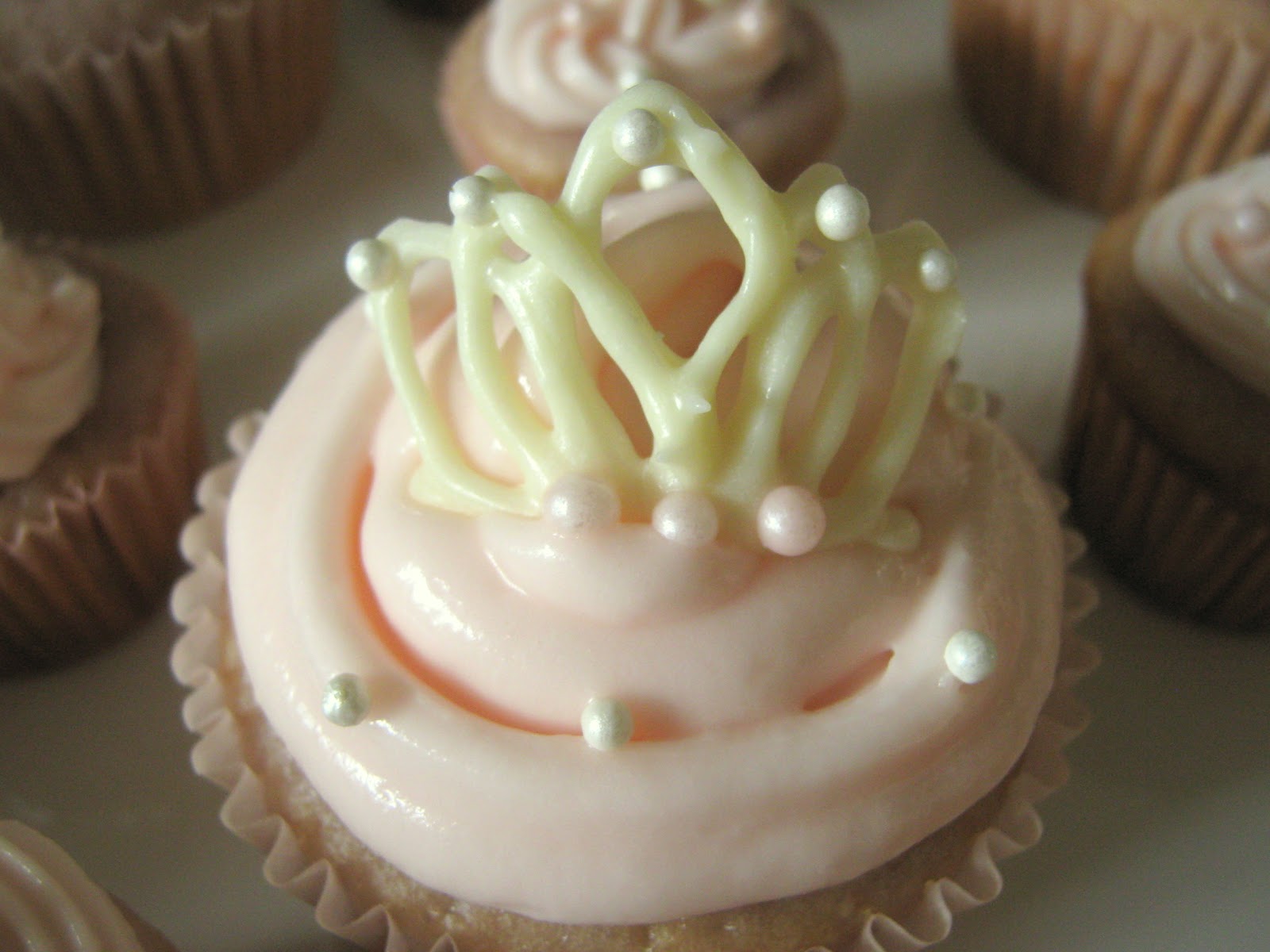 Rindy Mae: Princess Cupcakes