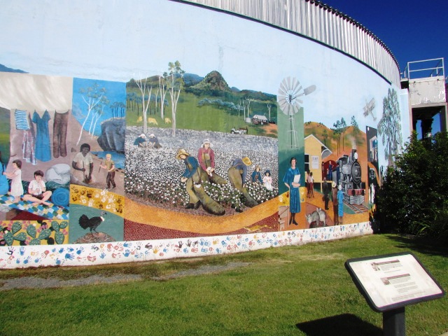 Robbiebago Adventures: The murals of Biloela