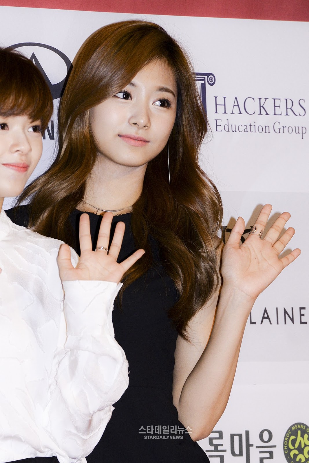 Joe's Twice Photo Blog: TWICE photo 7.11~20 and STRIKEZON Making video