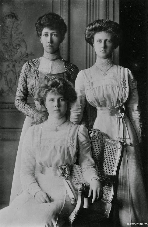 Arrayed in Gold: Louise, Princess Royal and Duchess of Fife