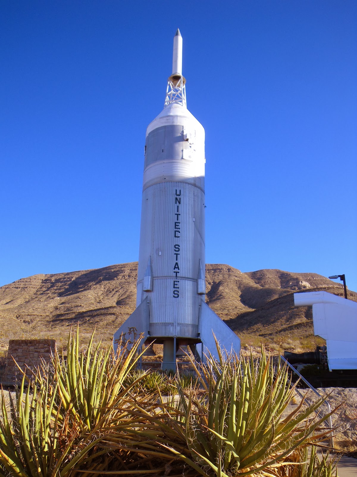 Fly's Picture Place: Big Boy Bottle Rockets