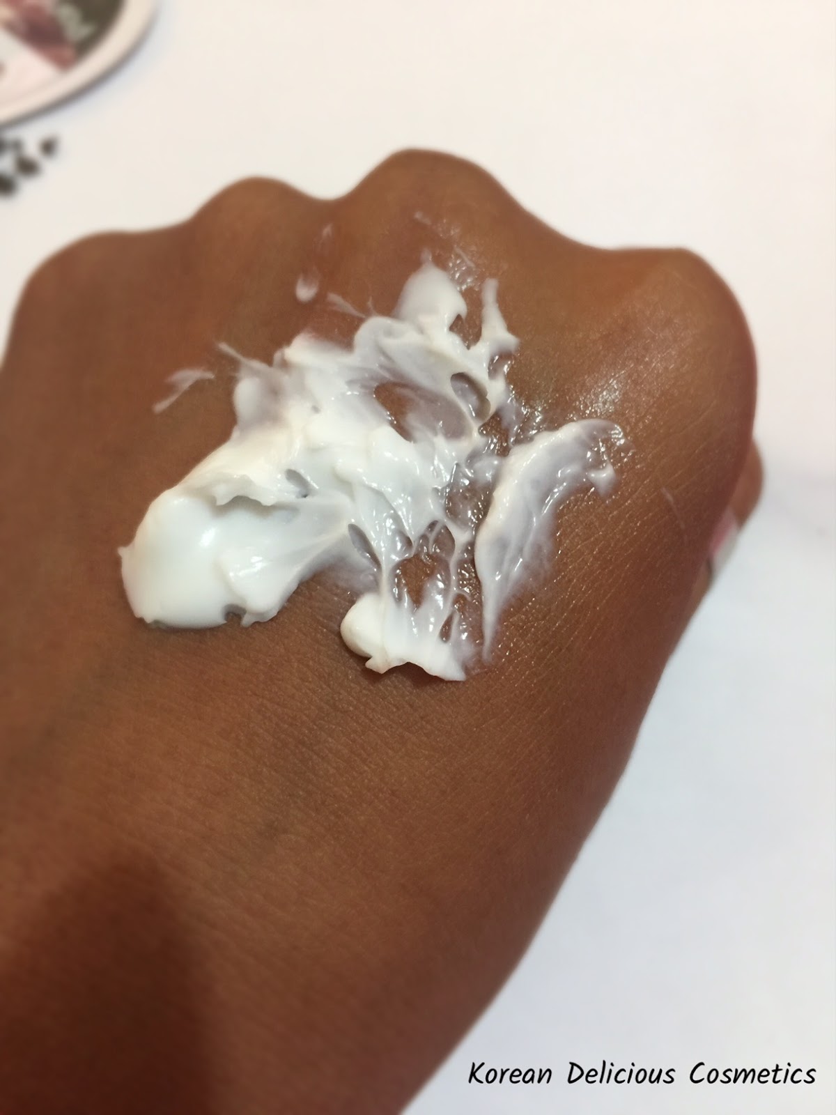 Korean Delicious Cosmetics skincare reviews: TONY MOLY - PANDA'S DREAM ...