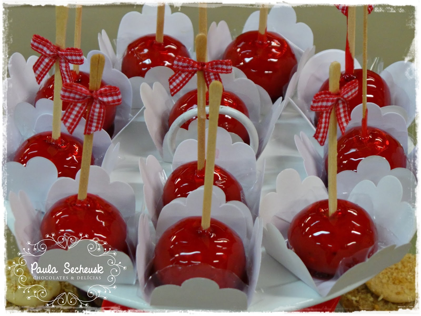 Paula Secheusk - Chocolates & Delícias: Mini-Maçã do Amor